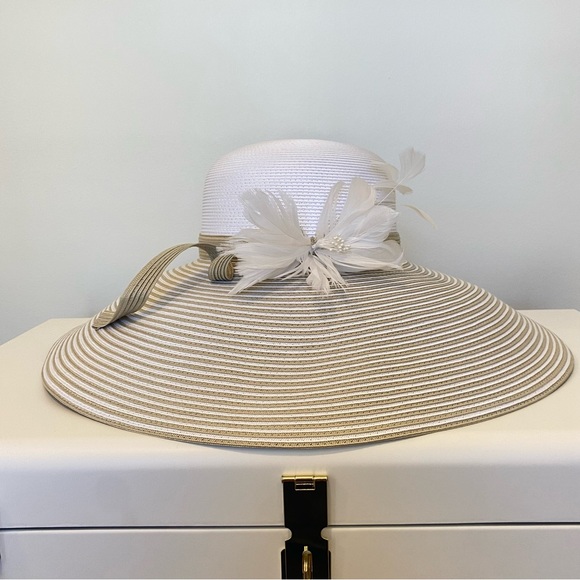 August Hats | Accessories | August Hat Company One Size Tan White Extra ...